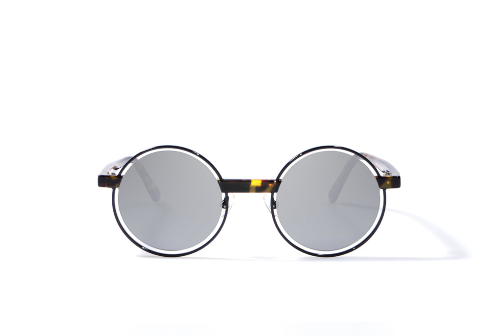 JP3055-02 – Amazing Gaze